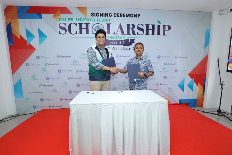 UResort Lanjutkan Bantuan Beasiswa Bagi Mahasiswa IPB Berprestasi ...